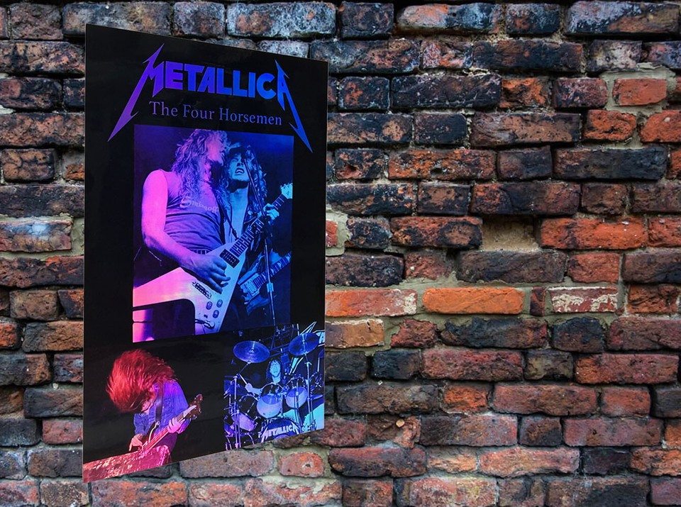 '83 Metallica color changing holographic Four Horsemen Dave Mustaine 16 ...