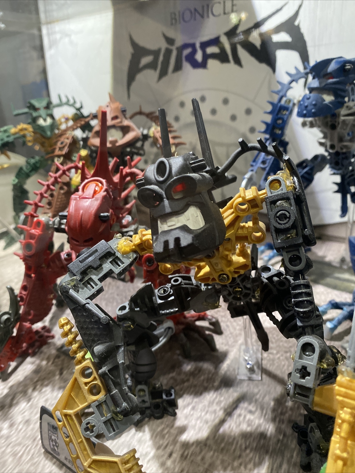 Lego Bionicle Piraka Set Of 6 8900, 8901, 8902, 8903, 8904, 8905 ...