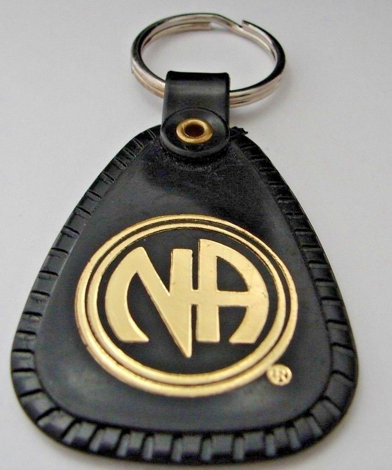 NARCOTICS ANONYMOUS NA BLACK KEY TAG MULTIPLE YEARS medallion Clean | eBay