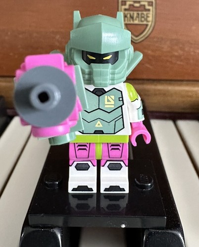 LEGO Robot Warrior Minifigure Collectible Series 24 71037 New CMF Lot ...