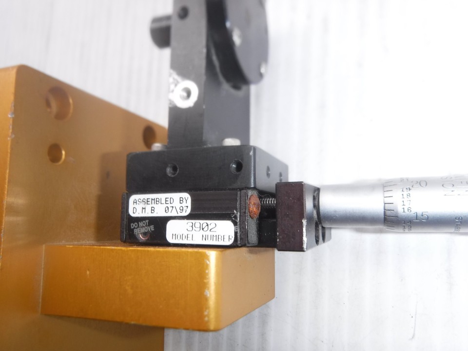 Parker Model 3902 Ball Bearing Micro Positioner w/ Starrett Micrometer ...