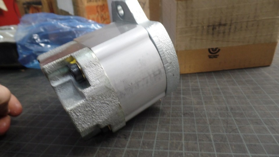 REXROTH GEAR PUMP, 9 510 290 077, 14W50-7362, P4120300-002,10460335300 ...