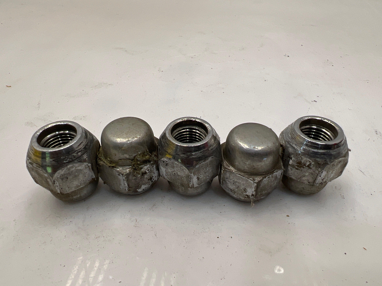Genuine Nissan Wheel Nuts Set of Six 40224-ZP50A Altima Armada Frontier ...