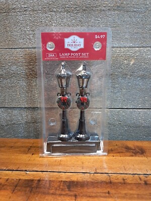 Holiday Time Christmas Village LED Lamp Post Set Lights Up NEW | eBay