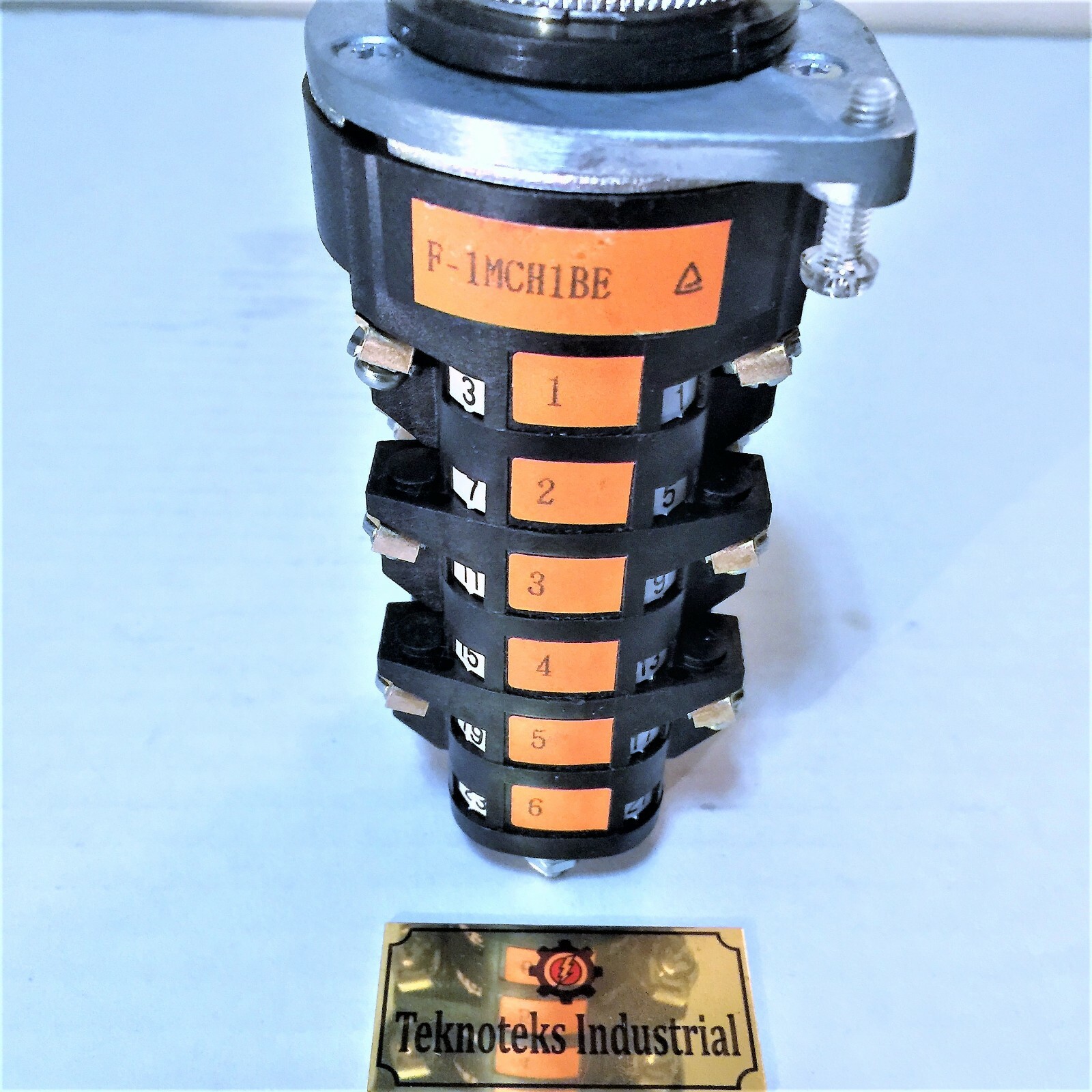 FUJI ELECTRIC RC 310-1 / F-1MCH1BE ROTARY SELECTOR / COMMUTATOR SWITCH ...