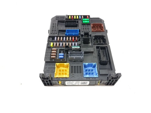 1646159980 SCATOLA RELÈ/FUSIBILI / 9830790580 / 677471 PER OPEL ...