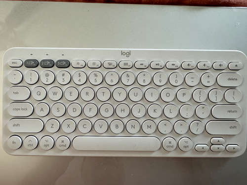 Logitech Signature K380 Full-Size Wireless Keyboard for PC/Window/Mac ...