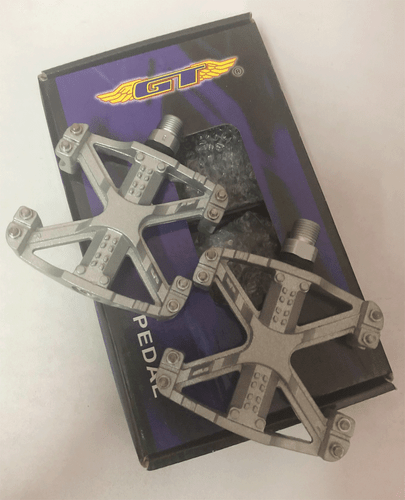 GT MTB / BMX Bicycle Bike Alloy Pedals 9/16 Flat-Platform Freestyle NOS ...