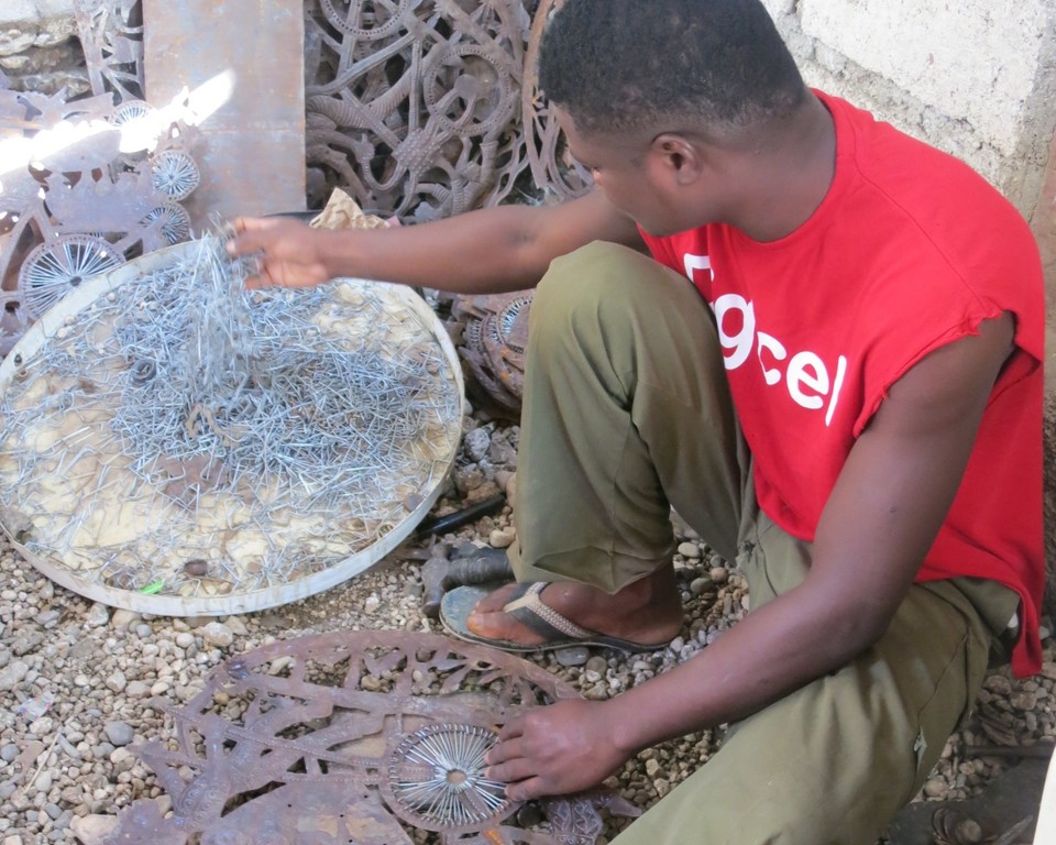 Handcrafted Haitian Metal Art, Tree of Life with Thick Roots, Family ...