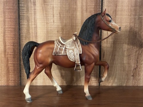 Breyer BAY WESTERN PRANCER #114 With Saddle | eBay