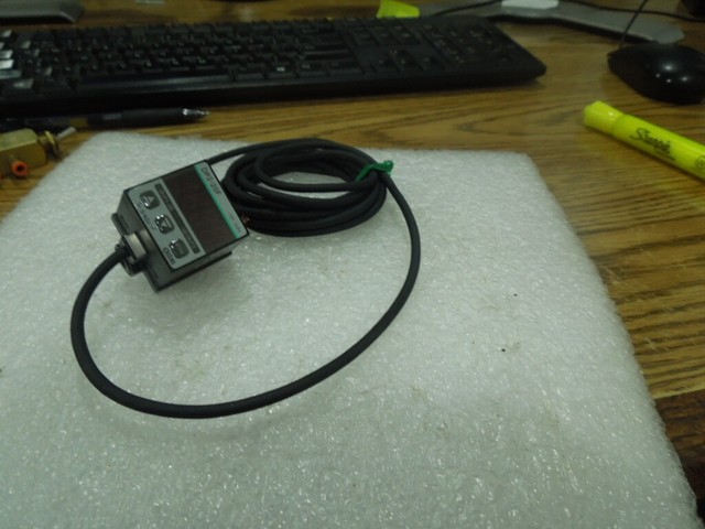 Sunx DP2-20F Digital Pressure Switch T40218 for sale online | eBay