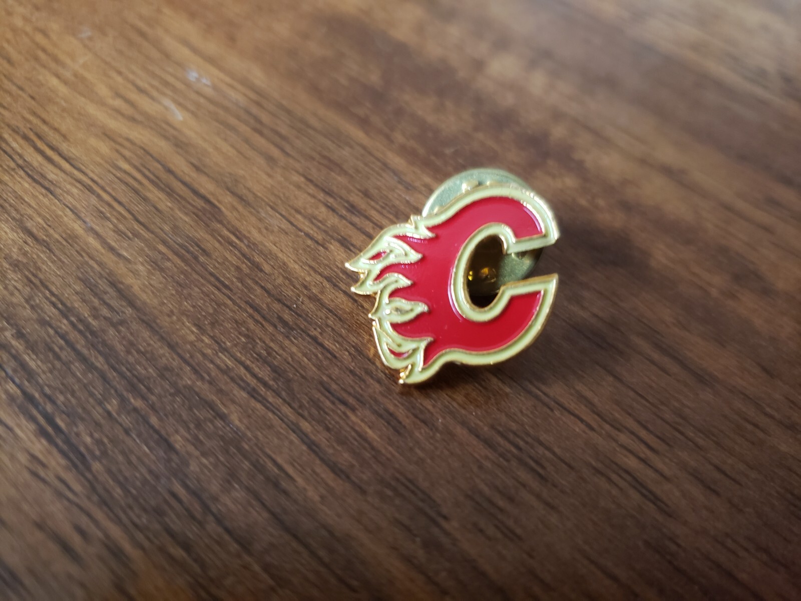 CALGARY FLAMES LAPEL PIN | eBay