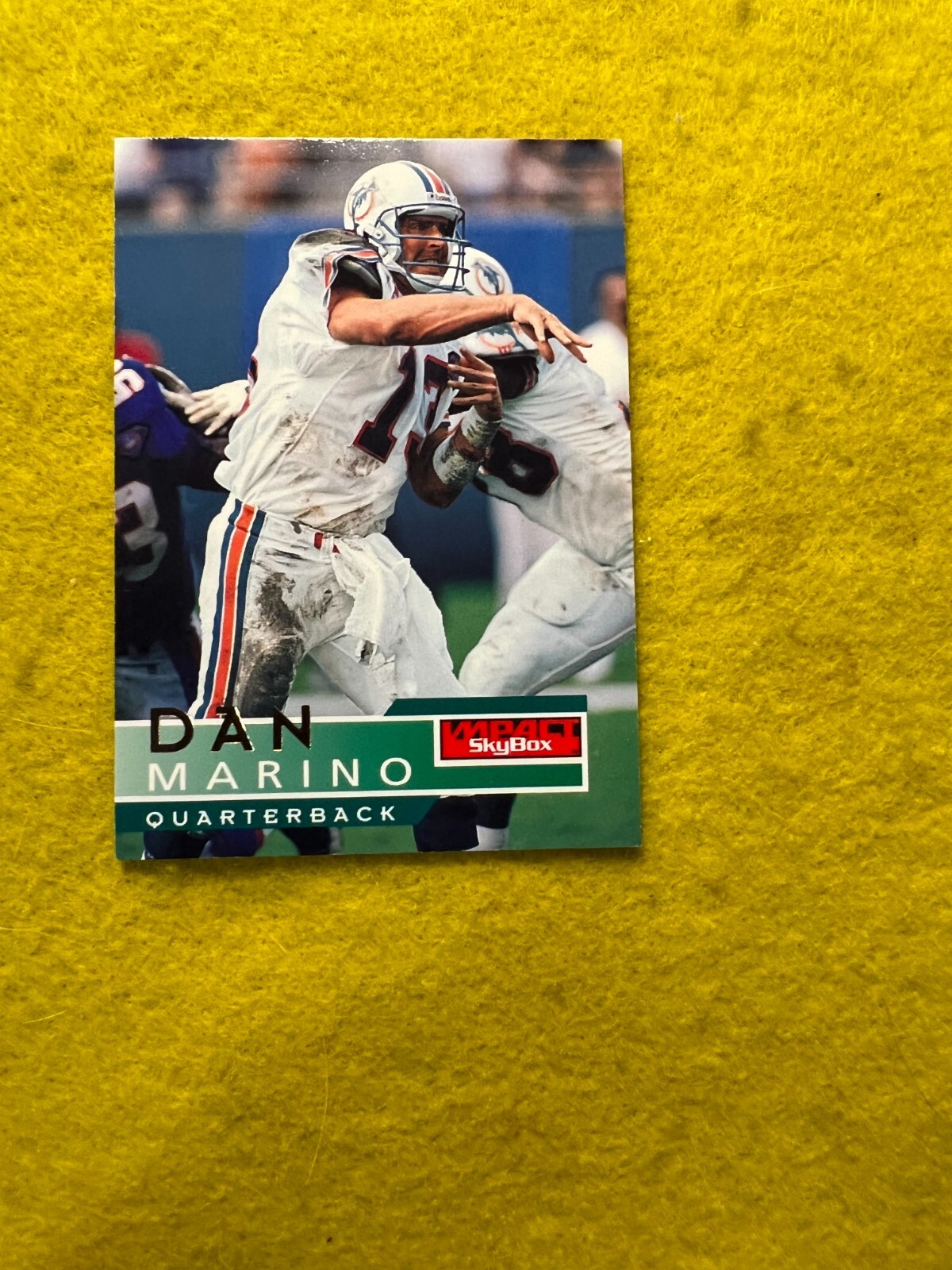 DAN MARINO MIAMI DOLPHINS 1995 SKYBOX IMPACT NFL FOOTBALL CARD #84 MINT ...