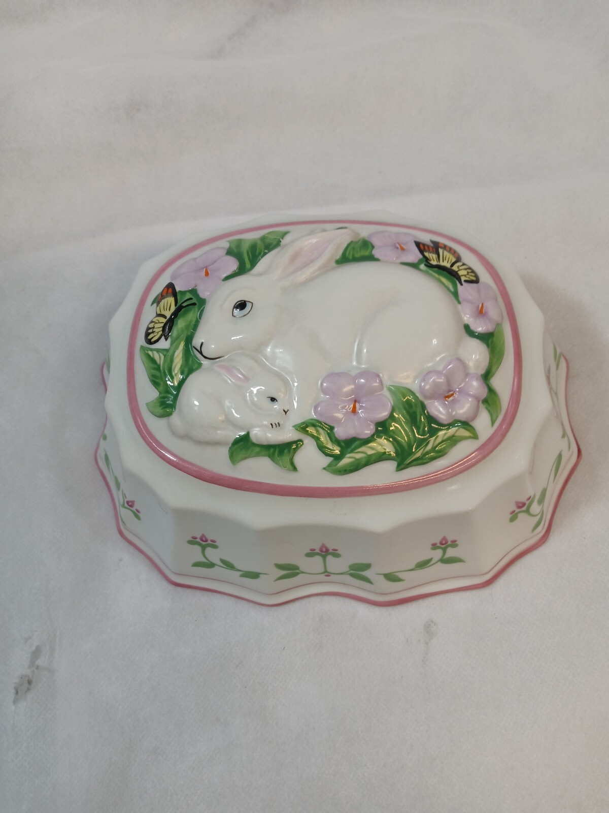 Bunny Rabbits Jello Mold Franklin Mint Le Cordon Bleu Pink Trim ...
