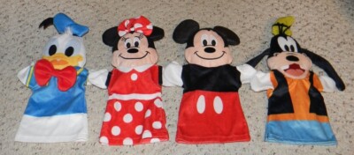 Walt Disney's - Mickey & Minnie Mouse, Goofy & Donald Duck - Hand ...