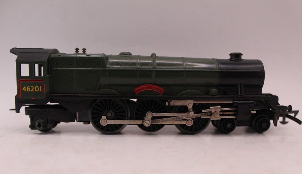 VINTAGE TRIANG OO R53 R31 4-6-2 PRINCESS ELIZABETH GREEN 46201 LOCO ...