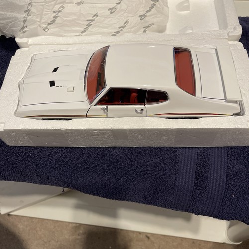 GMP 1970 Pontiac GTO Judge White / Red Interior 1 18 Scale Diecast ...