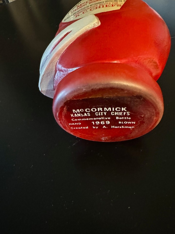 Kansas City Chiefs McCormick Decanter 969 Hand Blown Glass. See ...