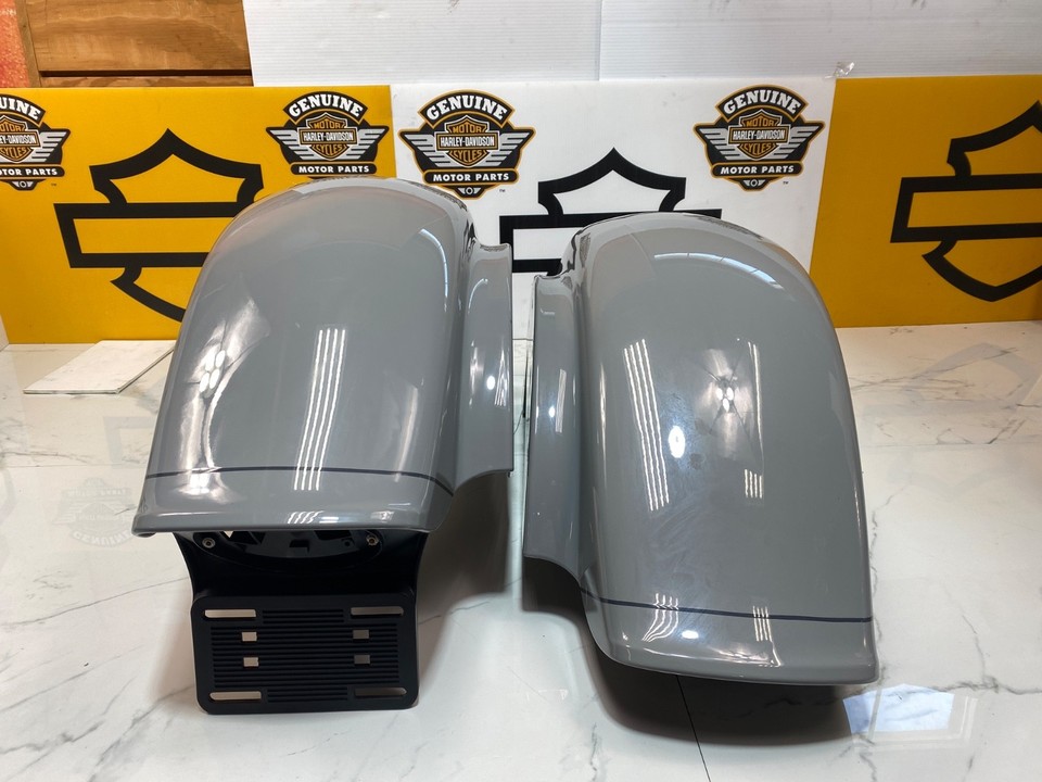 OEM 15-26 Harley RG3 Freewheeler Left & Right Rear Fender Trike W ...