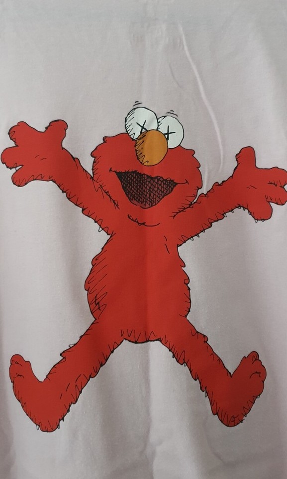 SS18 Uniqlo x Kaws x Sesame Street Elmo pink Tee size XL T-shirt | eBay ...