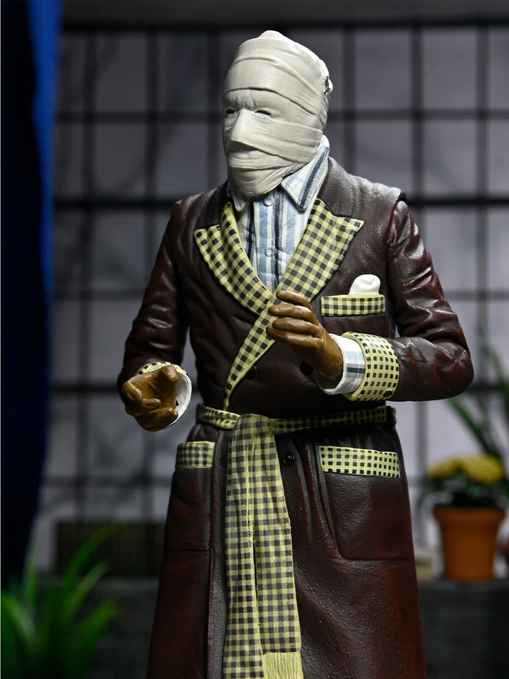 NECA Universal Monsters Invisible Man Colour Kemp House Ultimate Action ...