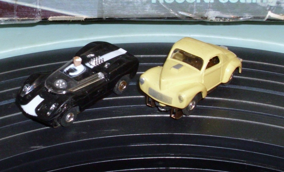 AURORA 24 HOURS OF LE MANS MODEL MOTORING SET BOXED 1960s W/CARS | eBay