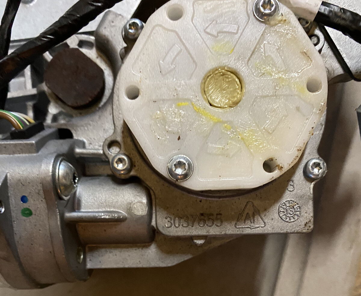 2009-2017 CHEVROLET TRAVERSE ENCLAVE ACADIA TAILGATE LIFT GATE ACTUATOR ...