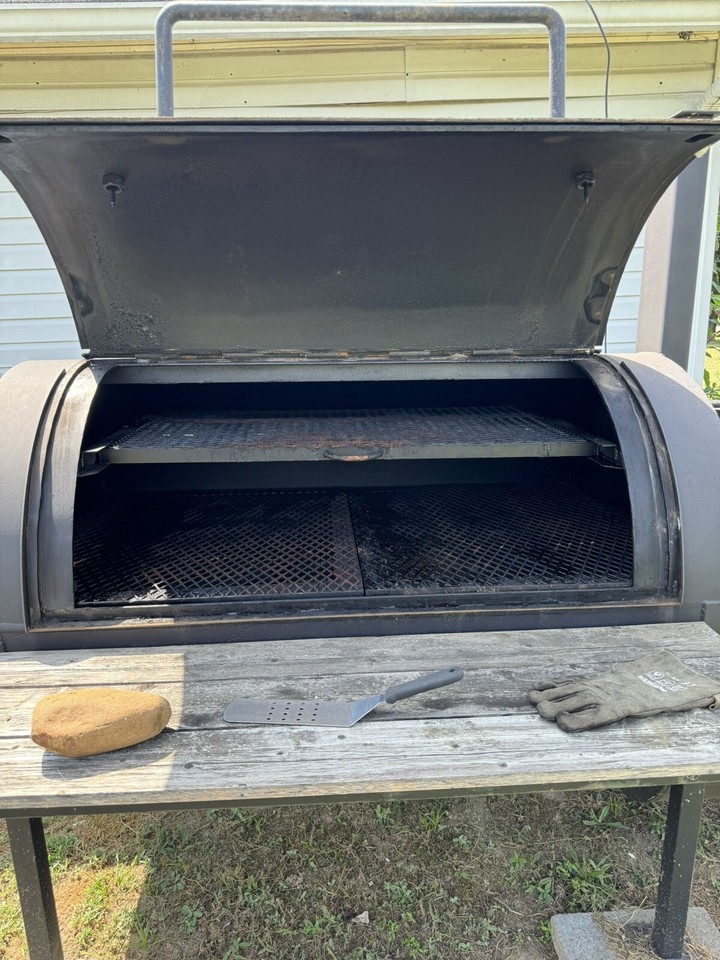 HUGE Custom Built Barbecue BBQ Smoker grill Great For Business And ...