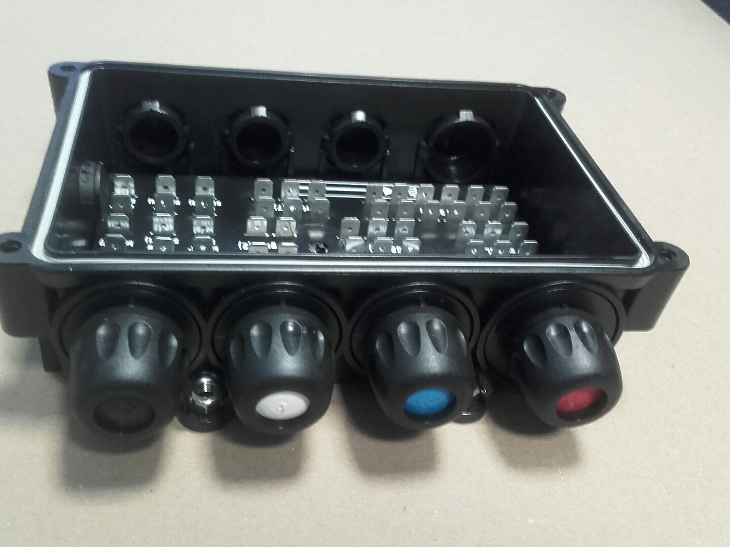 ASPOCK JUNCTION BOX C/W 76-5100-047 | eBay UK