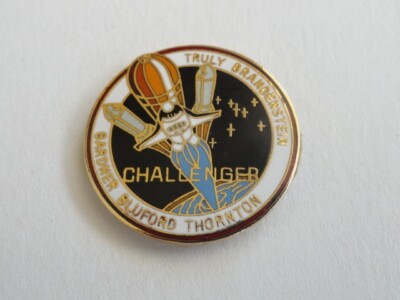 PIN S ESPACE FUSEE CHALLENGER | eBay