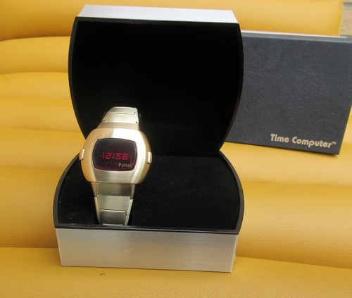 Men's Gold-filled 1974 Pulsar Date Command digital Time computer QUARTZ ...