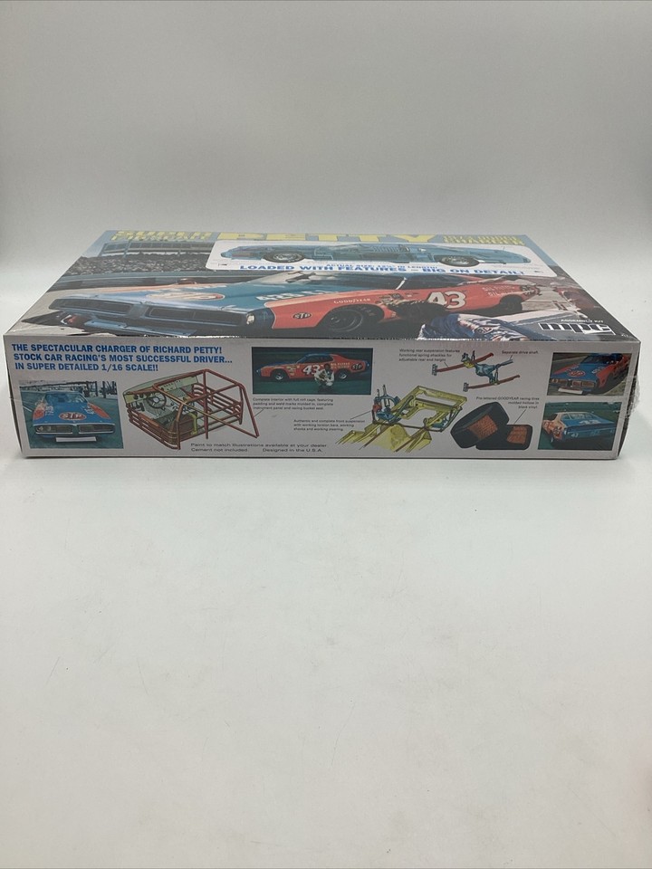 MPC Richard Petty 1973 Dodge Charger 1:16 Scale Model Kit (MPC938) New ...