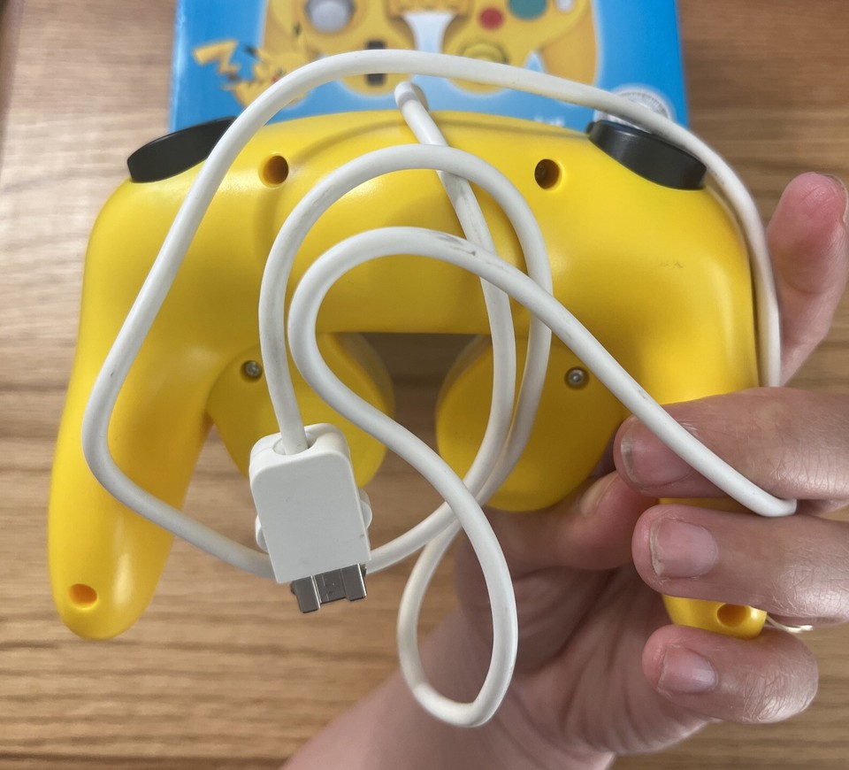 POKEMON PIKACHU HORI WII U CONTROLLER! TESTED! GAMECUBE-STYLE W/TURBO ...