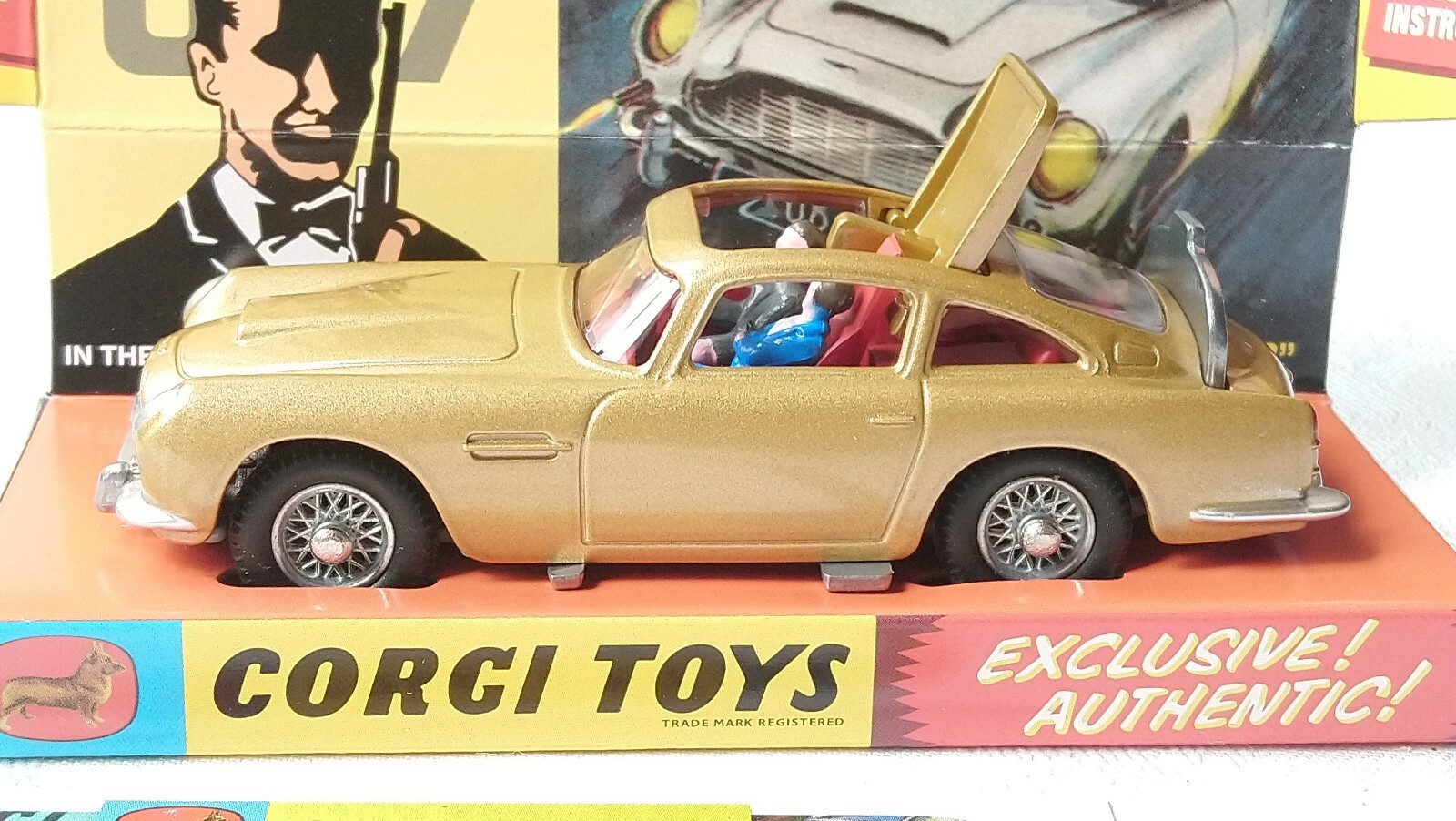 James Bond Aston Martin DB5 261 Goldfinger 1960's version die-cast ...