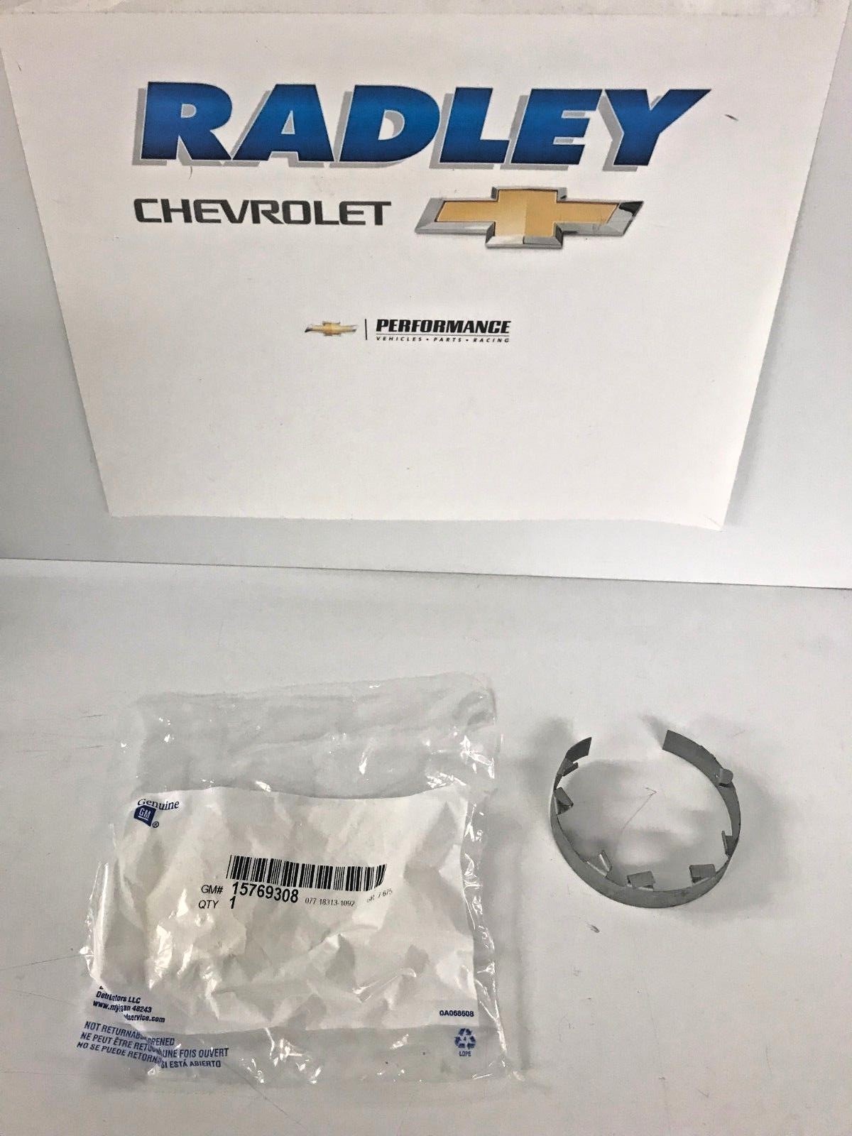 GM OEM Spare Tire Carrier-Case Retainer 15769308 (15032149) B82 | eBay