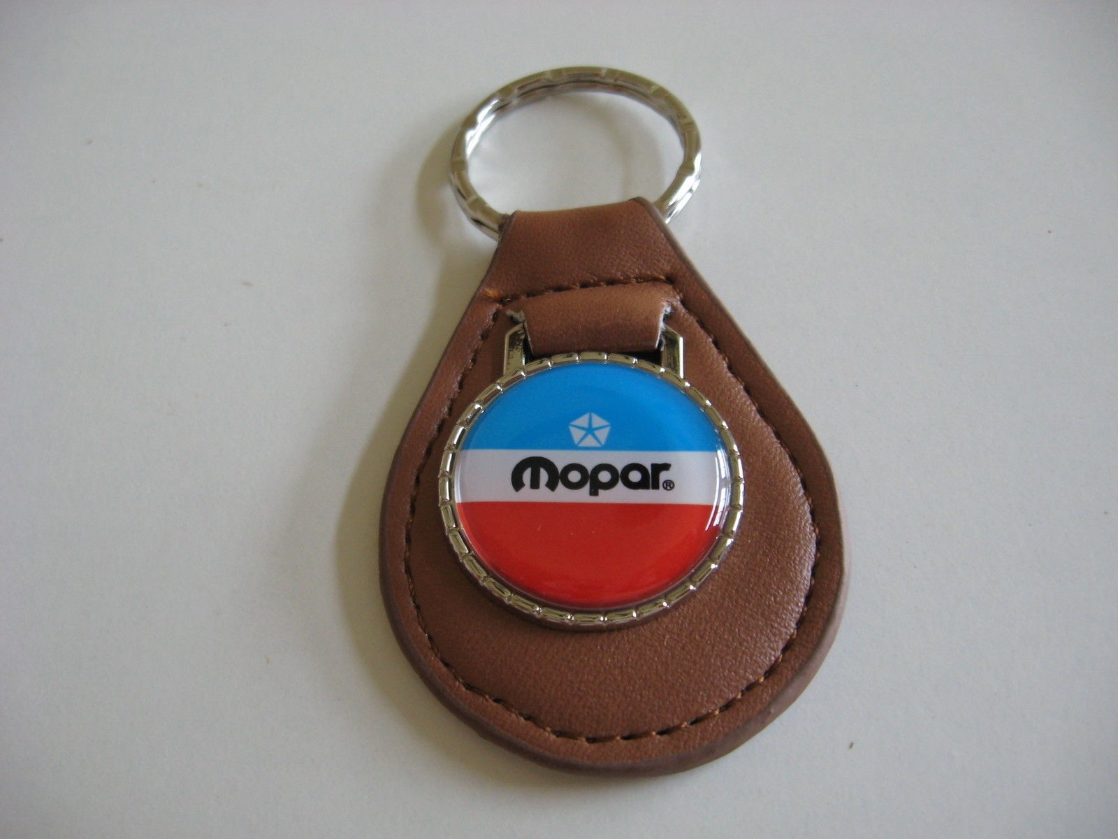 MOPAR RED WHITE BLUE DODGE CHRYSLER PLYMOUTH LOGO KEYCHAIN KEYRING ...