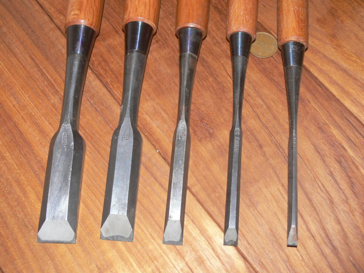 Yonehiro Chu Tataki Nomi Japanese Timber Chisels Set of 5 - 6, 9, 12 ...