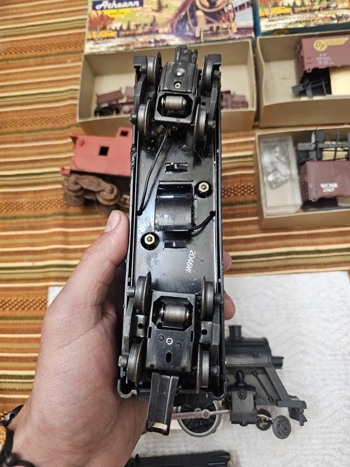 Vintage Mix Train Lot Lionel & Athearn 4 Parts Or Repair Untested ...