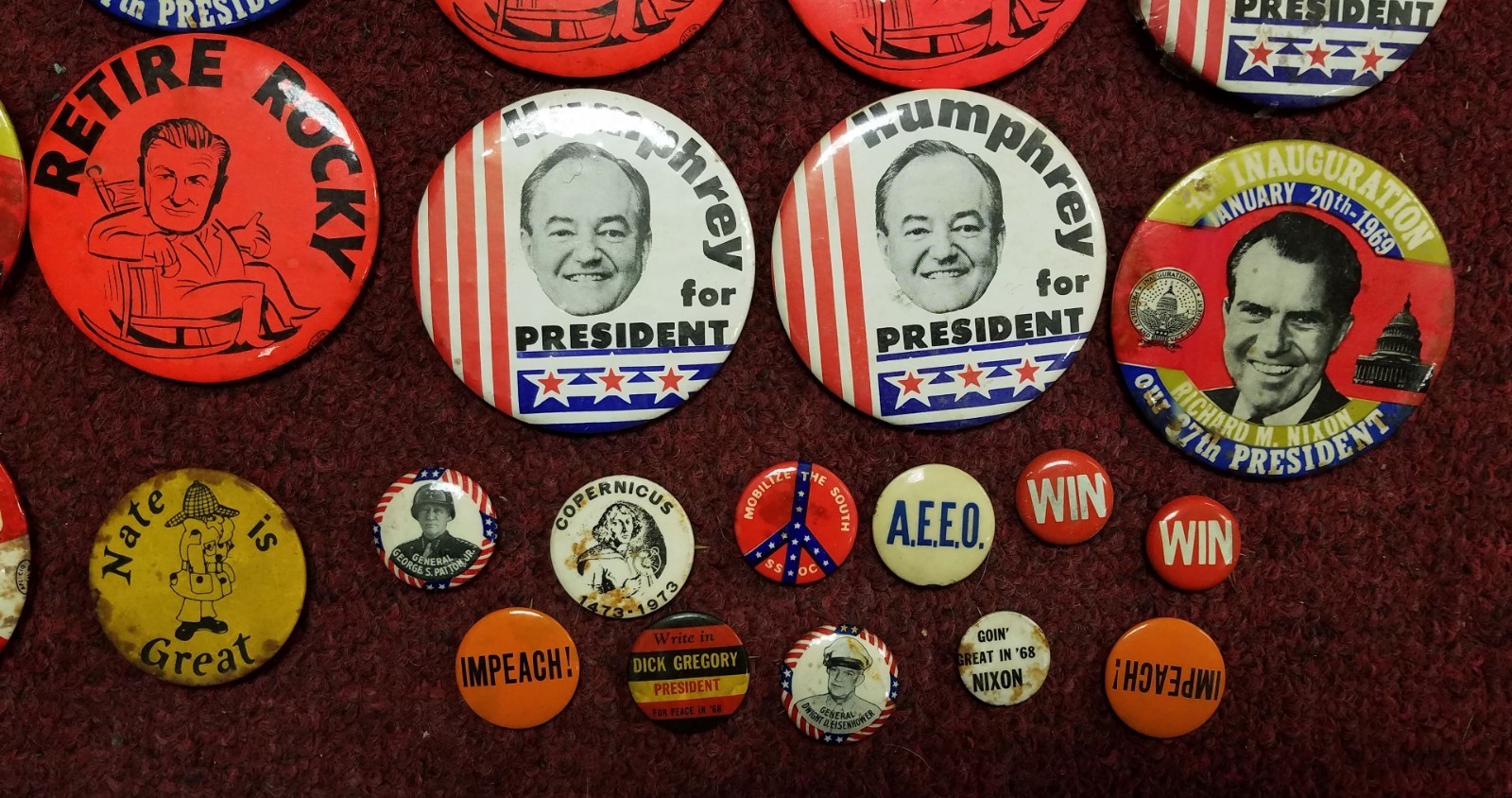 Lot of 50 Political Pins President Nixon Rockefeller Humphrey and More ...