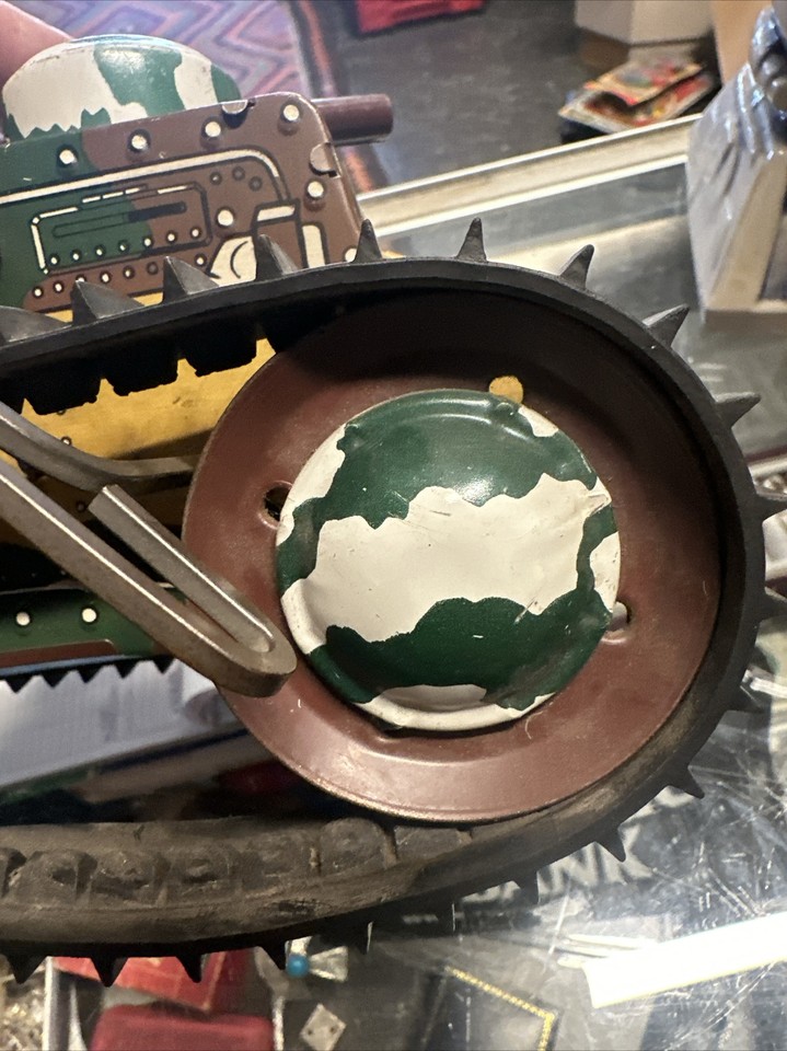 Vintage Marx Tin Wind Up E12 Sparking Army Tank Single Barrel 9 3/4 ...