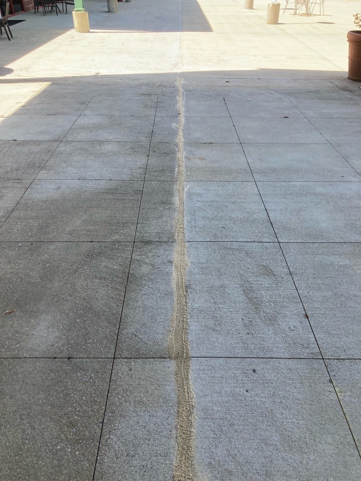 SAKRETE PermaSand 40 lb. Paver Joint Sand Hardens and Locks Pavers in ...