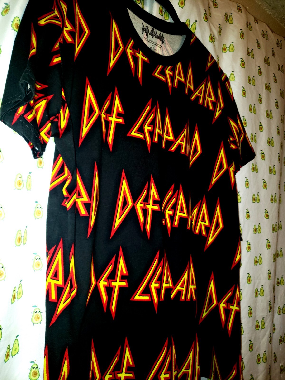 New With Tags, Large Def Leppard Men's or Women's T-shirt Fans Concert ...