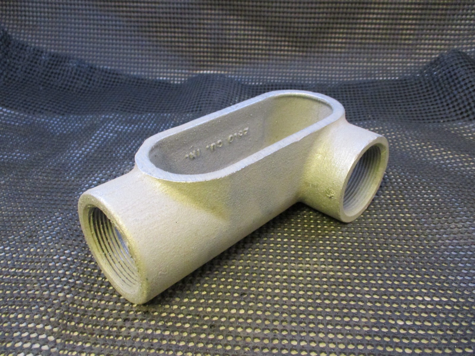 CROUSE HINDS 1-1/2" FORM 7 CONDULET CONDUIT BODY LB57-X57 , COVER ...
