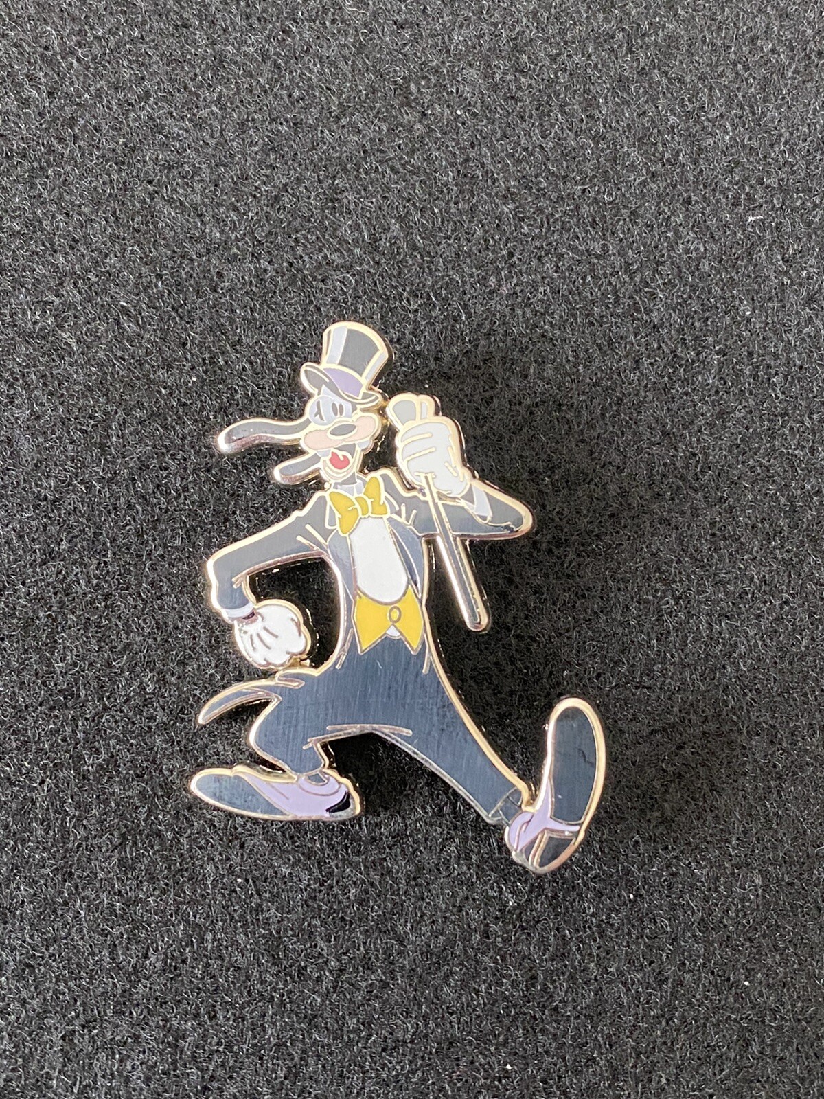 Celebrating 90 Years of Goofy Anniversary Pins - Goofy in his Black ...