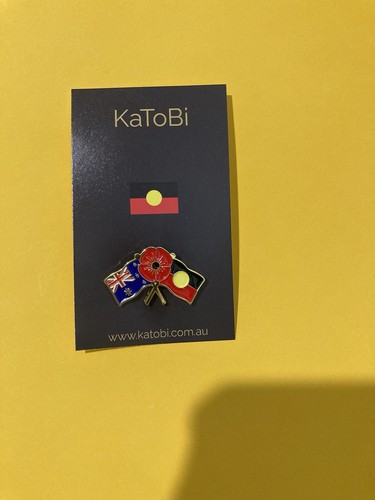 Aboriginal / Australian Flag Poppy Remembrance Day Enamel Pin ...