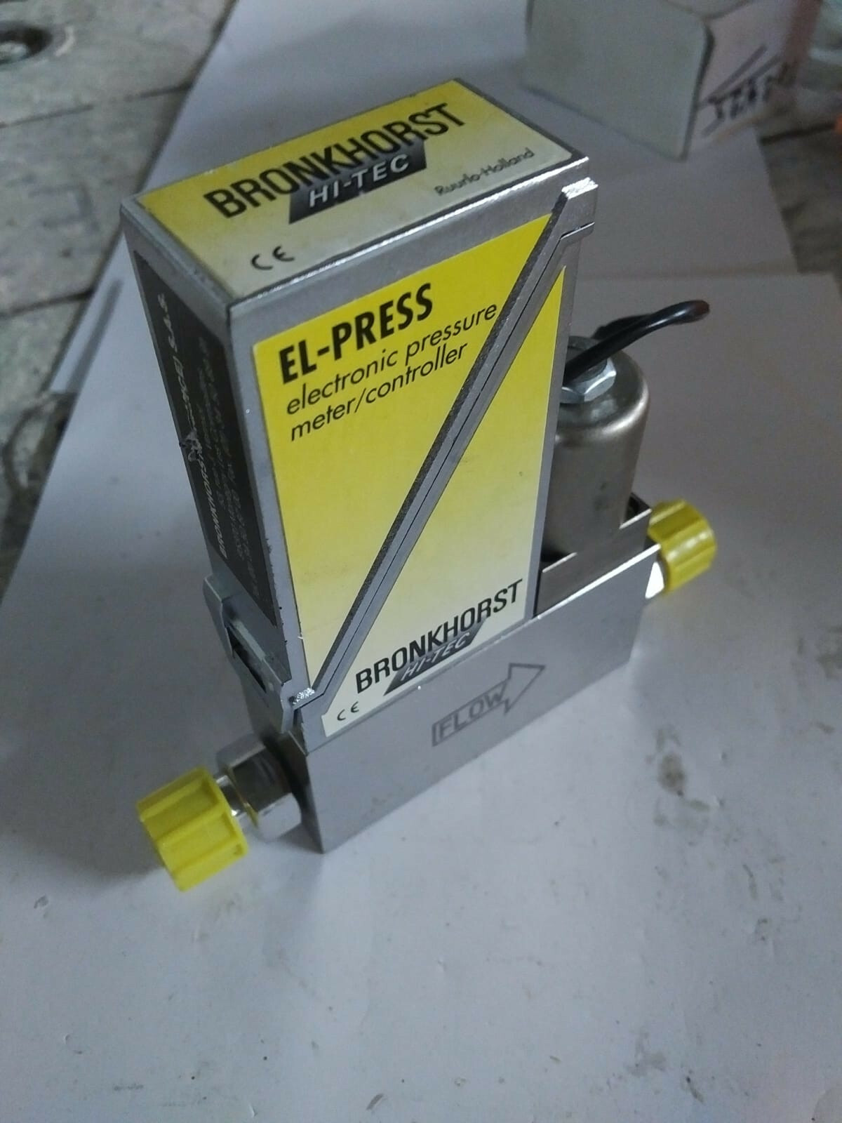 mass flow control Bronkhorst El-Press Régulateur débit mass P-702C-FAC ...