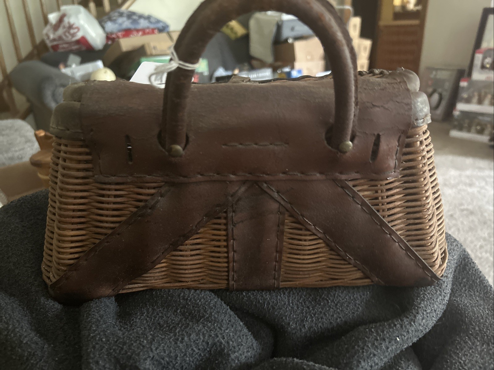 Vintage Classic Woven Basket Fishing Creel Trout Camp Decoration 14”by ...