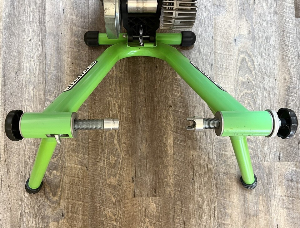 KURT KINETIC FLUID T-699C Bicycle Cycling Indoor Bike Trainer Bluetooth ...