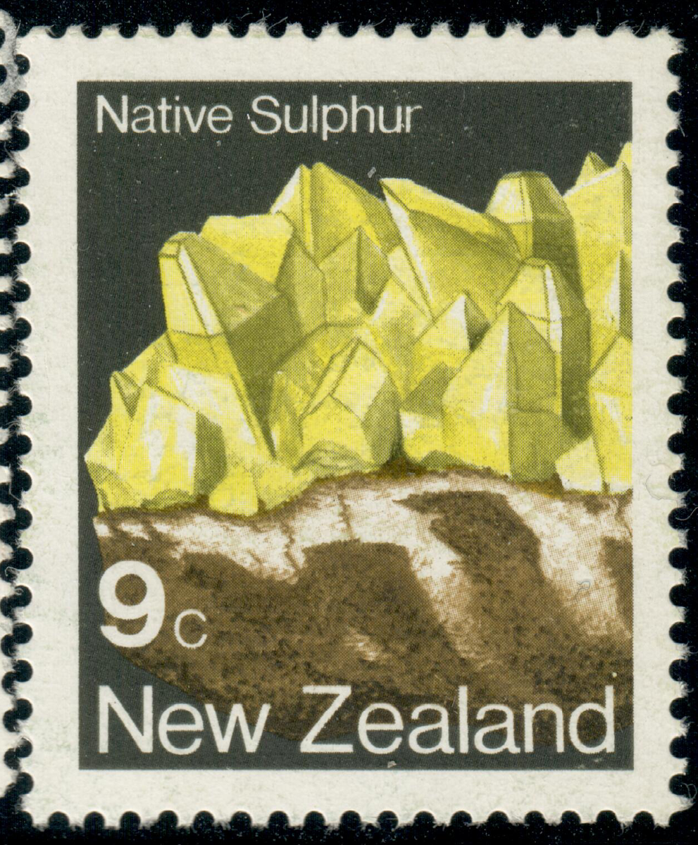 Native Sulphur NATIVE SULFUR (S)