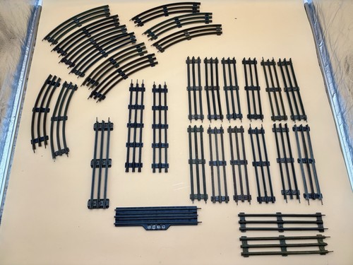 Lot of 29 Vntg Post-War LIONEL O-27 & MARX Parts - Remote Uncoupler ...